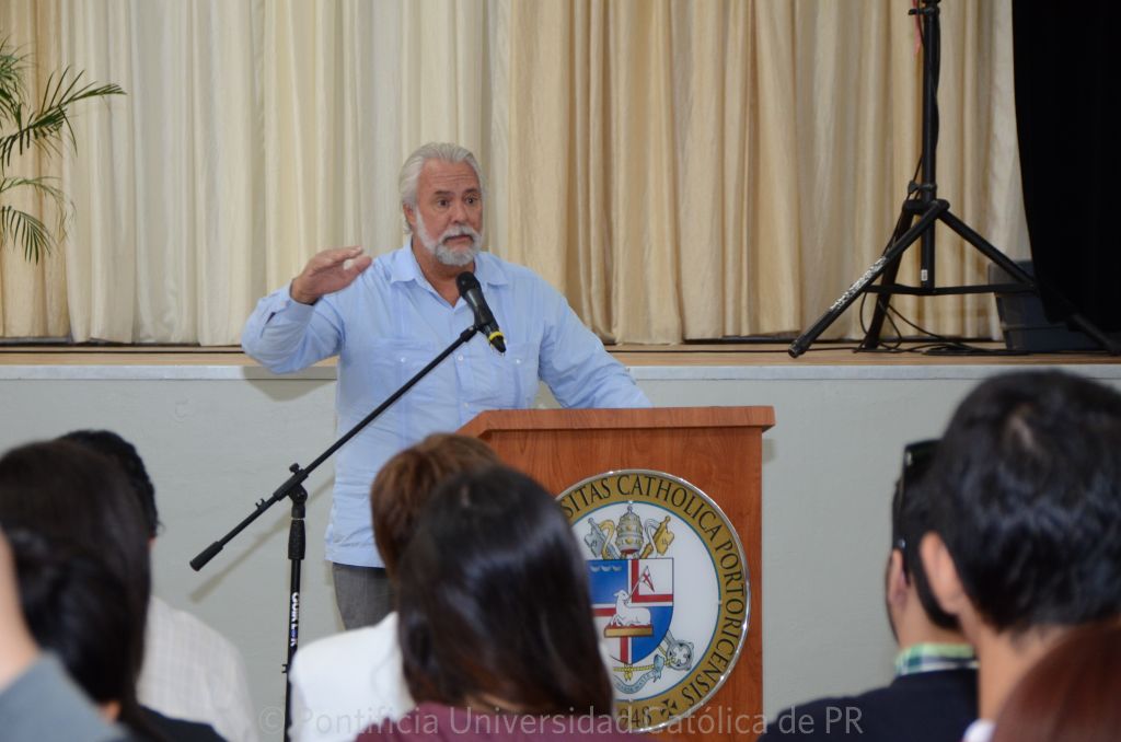 Dr Johnny Rullán presentación del Libro Una vida en Salud ...